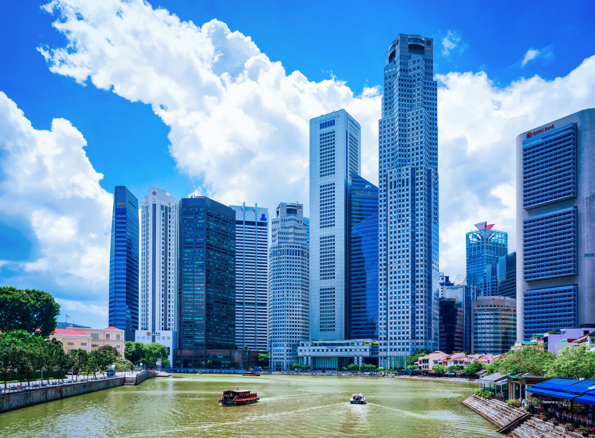 How to Choose a Broker in Singapore (2026 Guide)